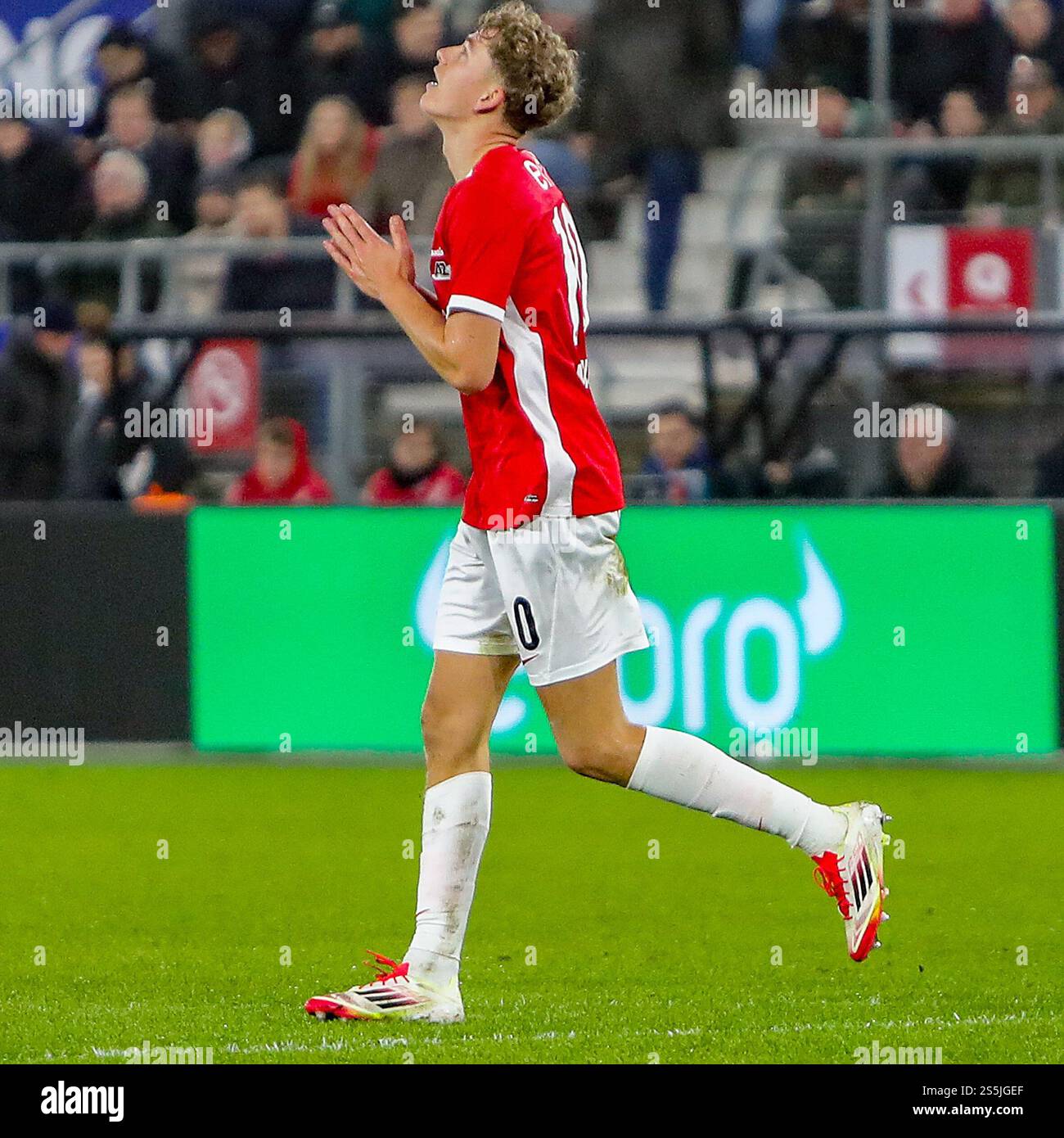 Alkmaar, Netherlands. 14th Jan, 2025. ALKMAAR - 14-01-2025, AFAS Stadium. Dutch cup Football ...