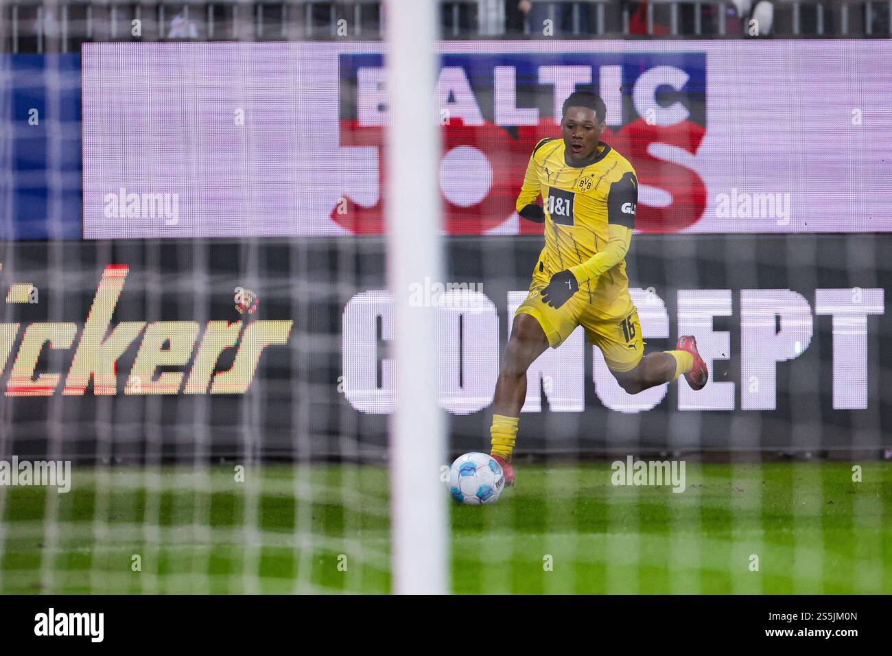 Kiel, Deutschland. 14th Jan, 2025. 14.01.2025, 1. Bundesliga, 17 ...