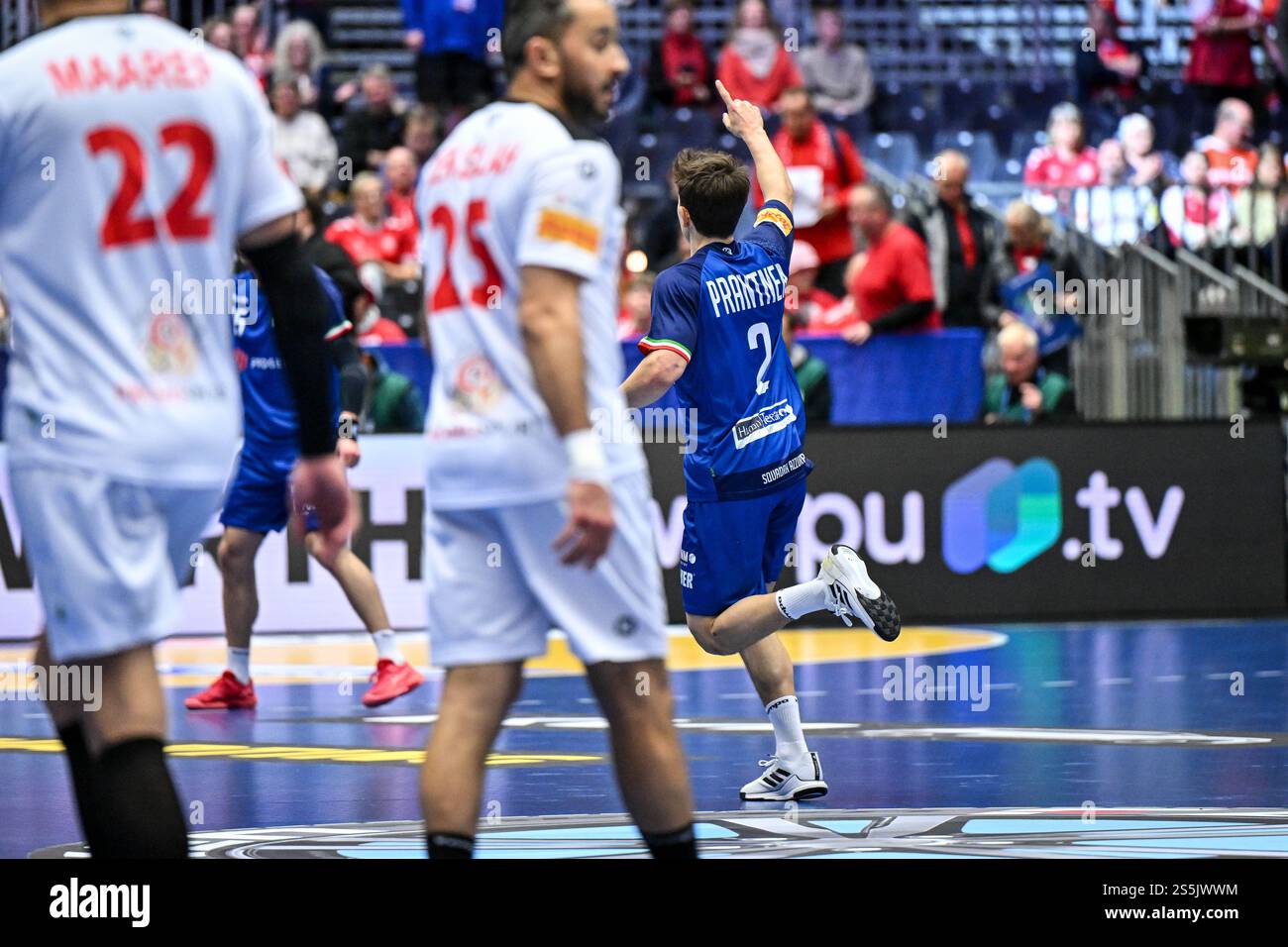 Herning, Denmark. 14th Jan, 2025. Leo Prantner of Italy during IHF Men's - Handball World ...