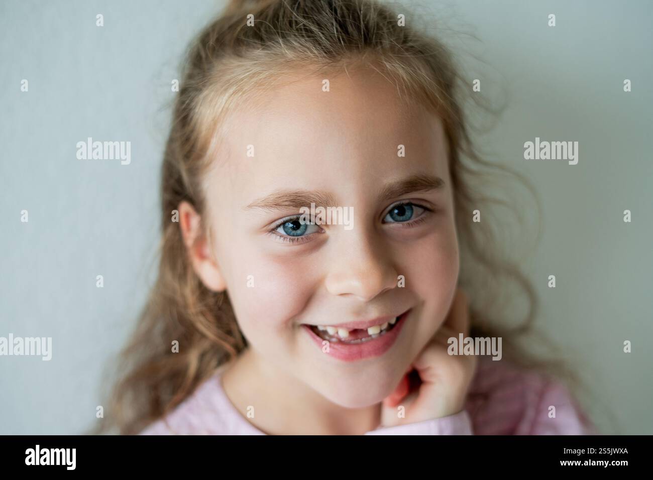 Child lost teeth. Portrait of little girl without teeth. Home Stock ...