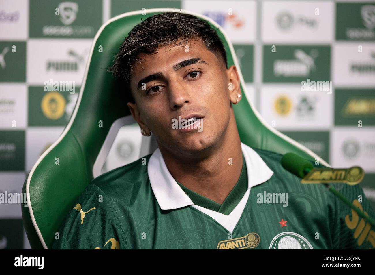 Sao Paulo, Brazil. 14th Jan, 2025. Facundo Torres now of Palmeiras being presented to the press ...