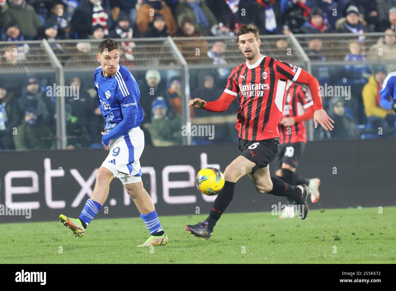 Como’s Como 1907’sComo 1907's Alessandro Gabrielloni in action during ...