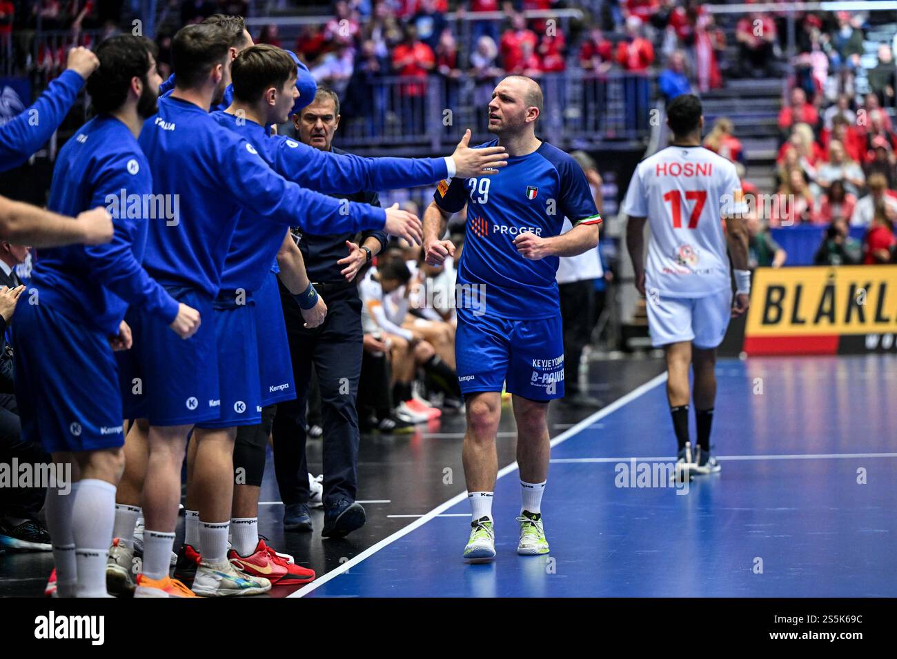Herning, Denmark. 14th Jan, 2025. Jeremi Pirani of Italy during IHF Men ...