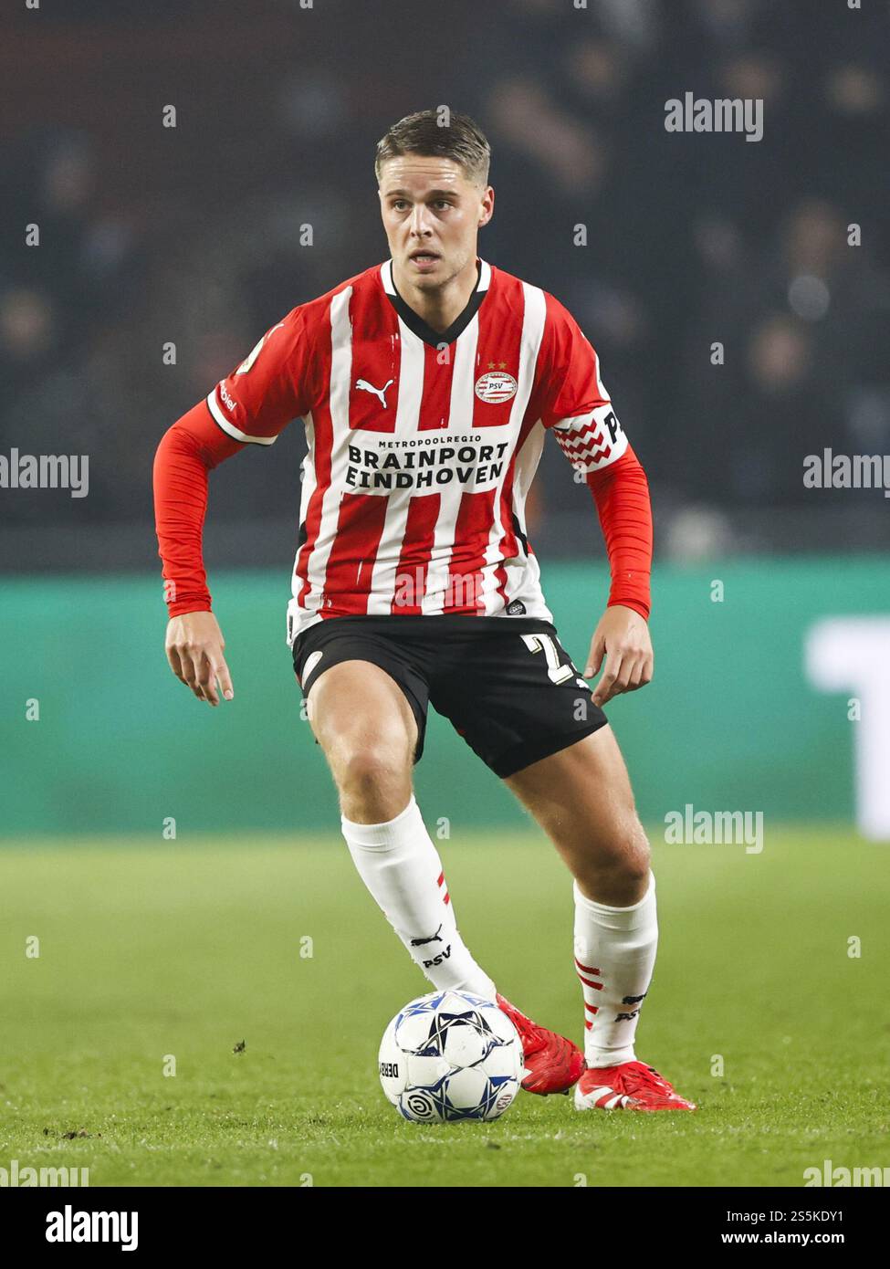 EINDHOVEN - Joey Veerman of PSV Eindhoven during the KNVB Cup match ...