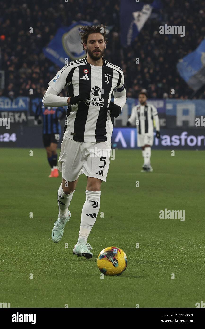 Bergamo, Italy. 14th Jan, 2025. Manuel Locatelli of Juventus FC play ...
