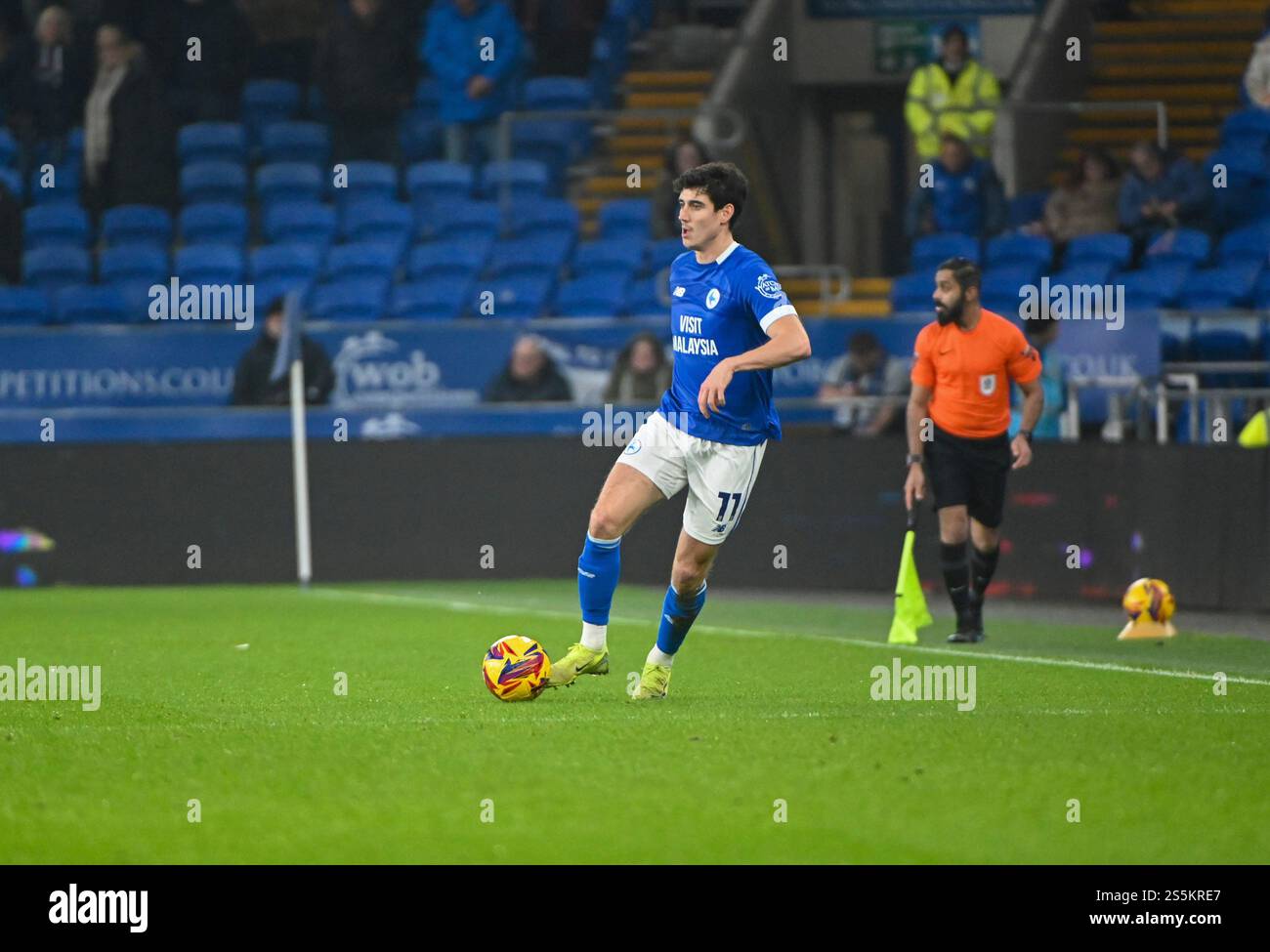 Cardiff City Stadium, Cardiff, UK. 14th Jan, 2025. EFL Championship ...
