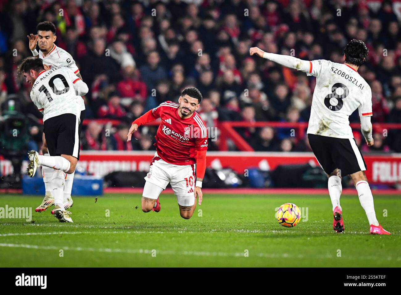 The City Ground, Nottingham, UK. 14th Jan, 2025. Premier League ...