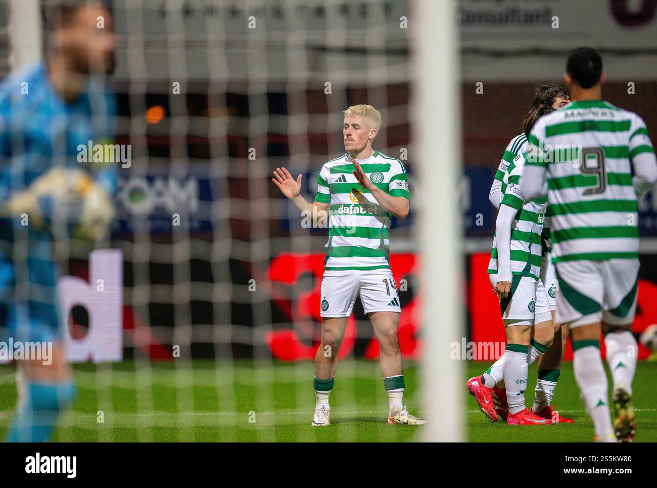 Dens Park, Dundee, UK. 14th Jan, 2025. Scottish Premiership Football ...