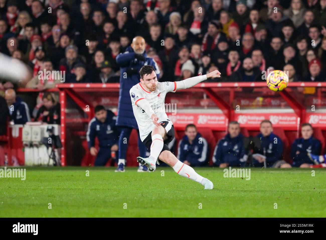 Nottingham, UK. 14th Jan, 2025. The City Ground NOTTINGHAM, ENGLAND ...