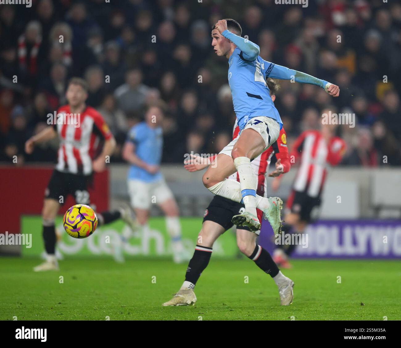 London, UK. 14th Jan, 2025. Brentford v Manchester City - Premier ...
