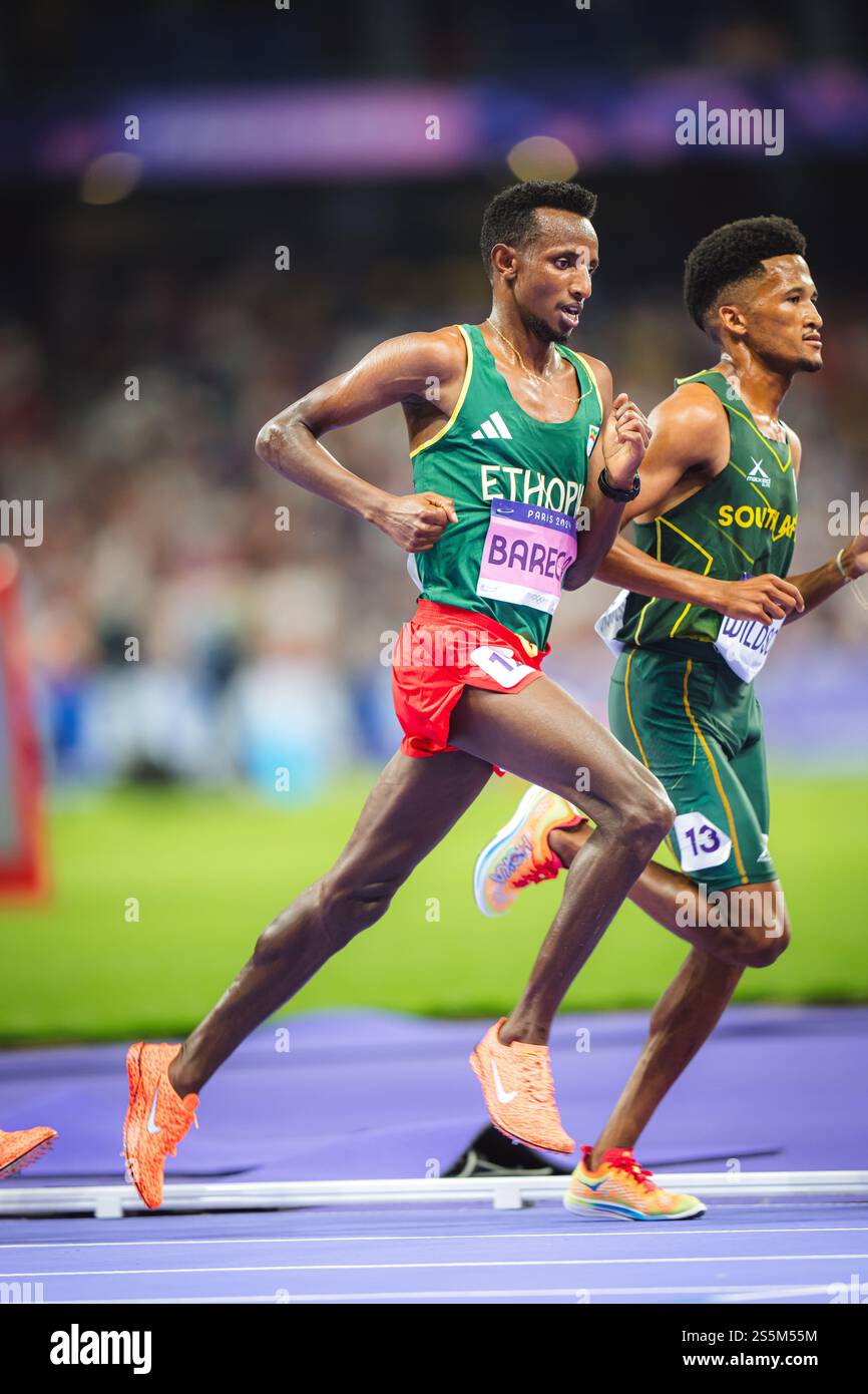 Selemon Barega participating in the 10.000 meters at the Paris 2024 ...