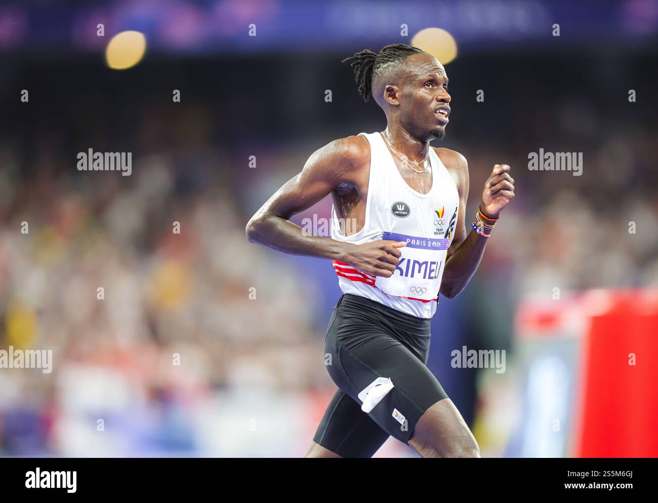 Isaac Kimeli participating in the 10.000 meters at the Paris 2024 ...
