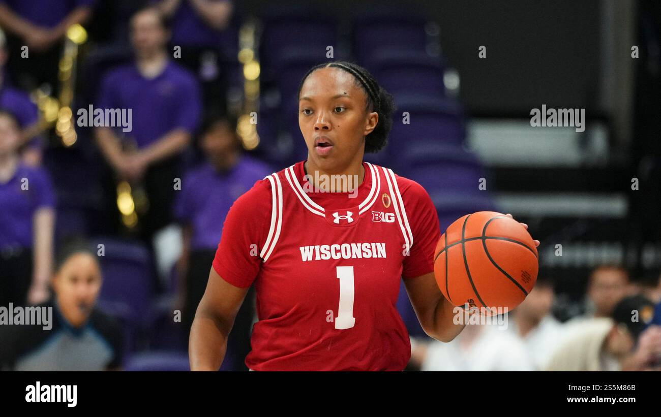 Wisconsin center Carter McCray (1) in action against Washington during ...