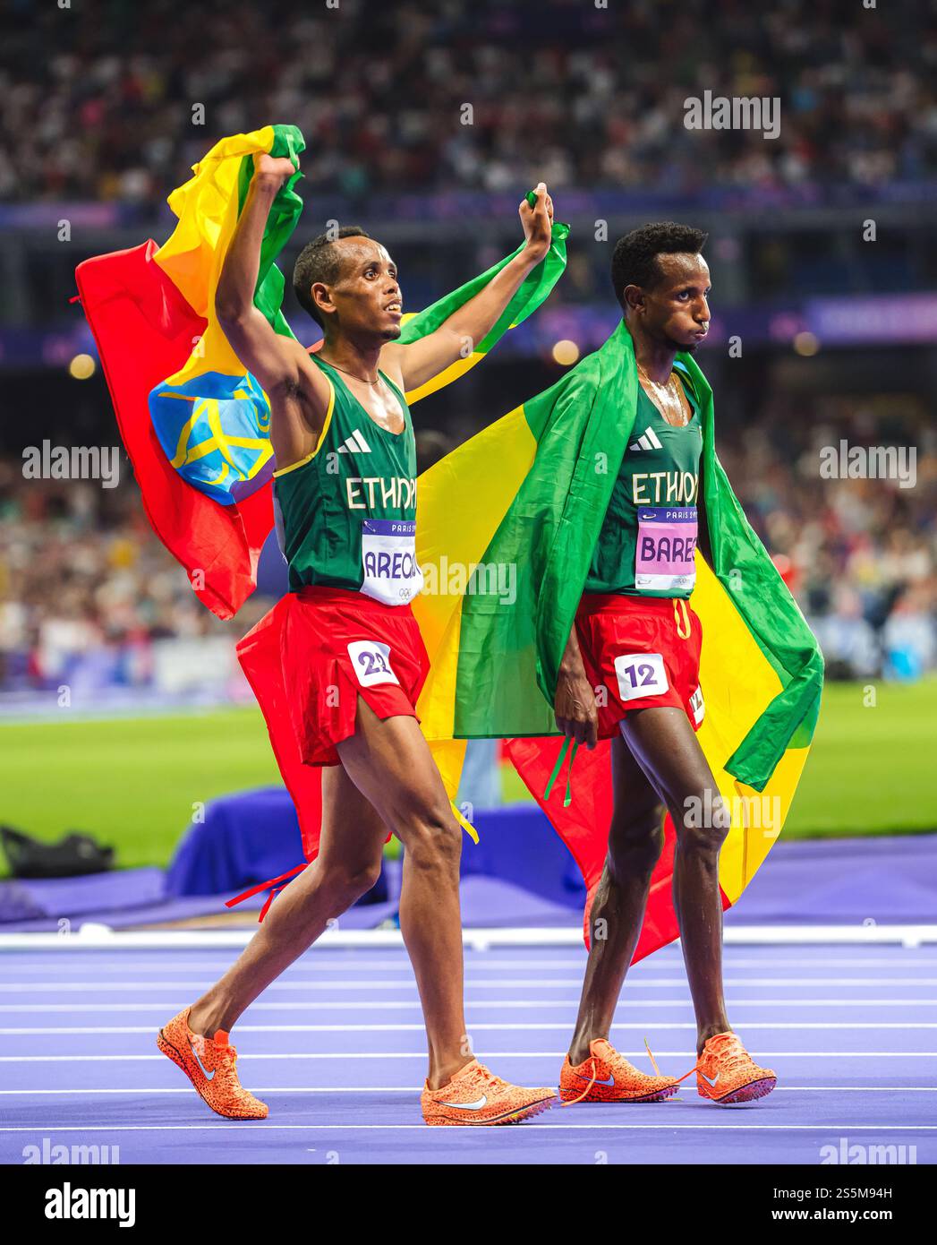 Berihu Aregawi participating in the 10.000 meters at the Paris 2024 ...