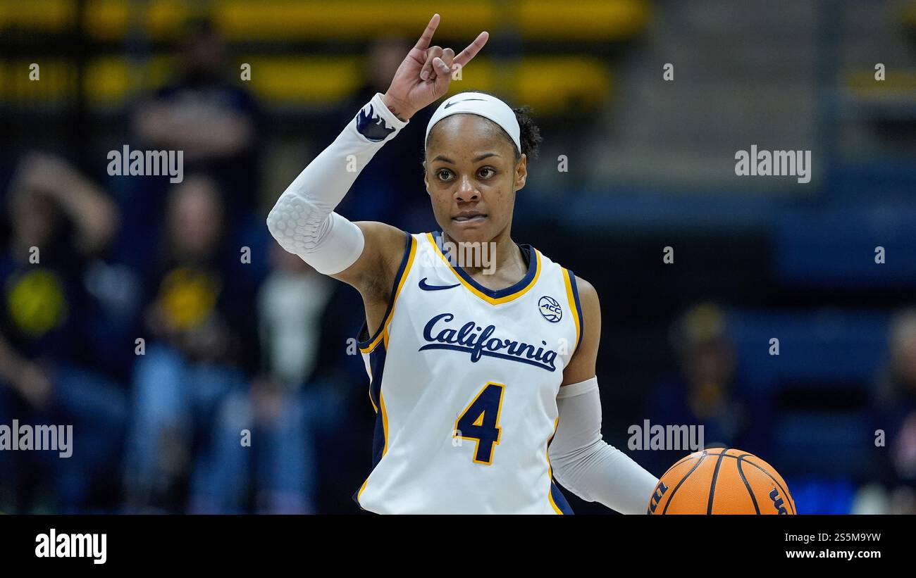 California guard Kayla Williams plays during the second half of an NCAA ...