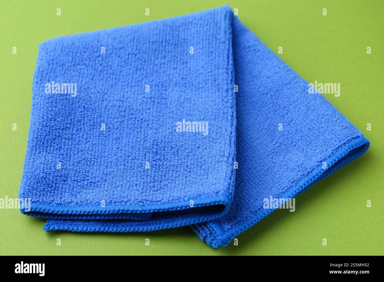 Cleanup cloth hi-res stock photography and images - Alamy