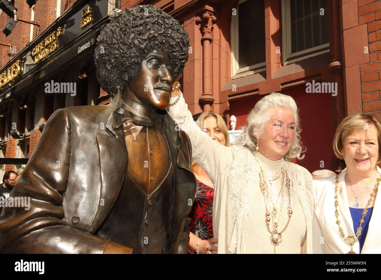 Dublin, Ireland - 15th August 2013 - Philmena Lynott with the statue ...
