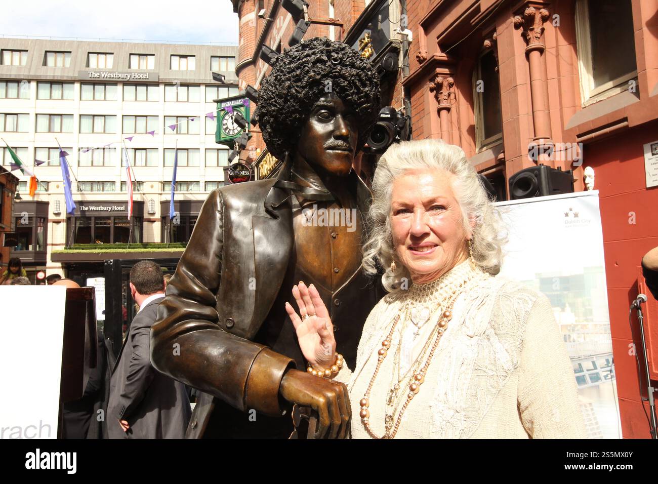 Dublin, Ireland - 15th August 2013 - Philmena Lynott with the statue ...