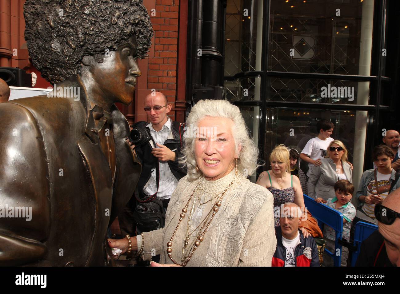 Dublin, Ireland - 15th August 2013 - Philmena Lynott with the statue ...