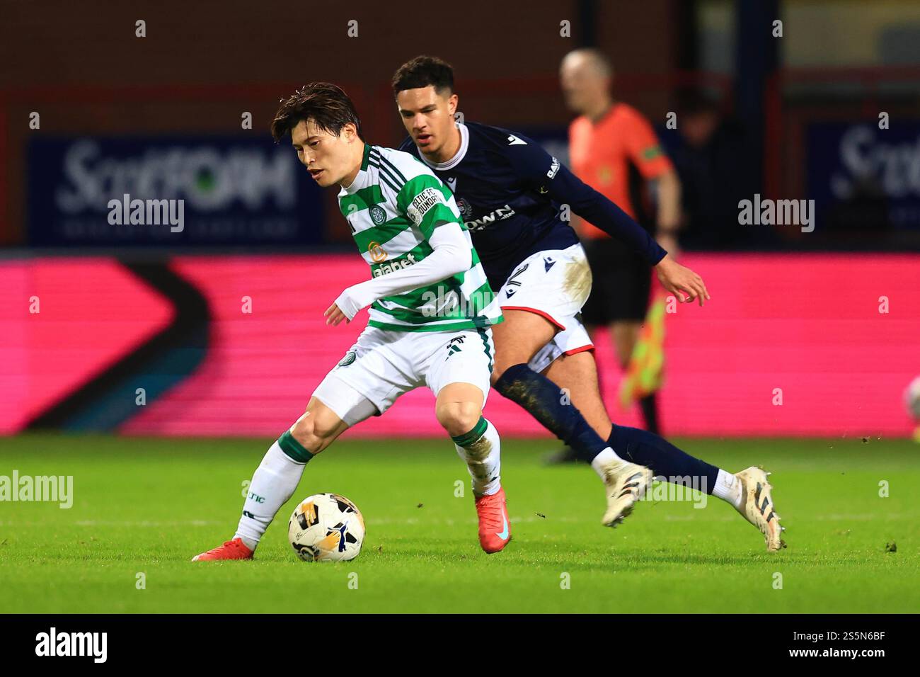 Dens Park, Dundee, UK. 14th Jan, 2025. Scottish Premiership Football ...