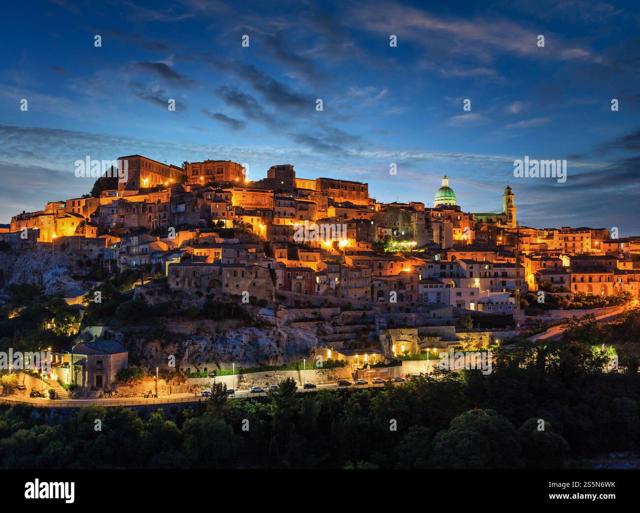 Night old medieval Ragusa Ibla famos Sicilian town view (Sicily, Italy ...