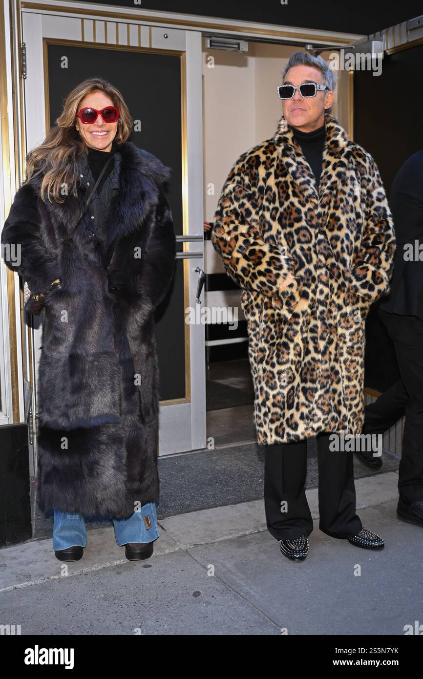 Robbie Williams and Ayda Field Stock Photo - Alamy