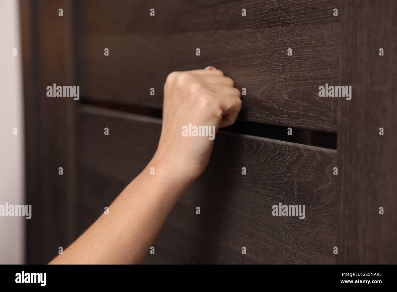 Positive adult woman visitor hi-res stock photography and images - Alamy