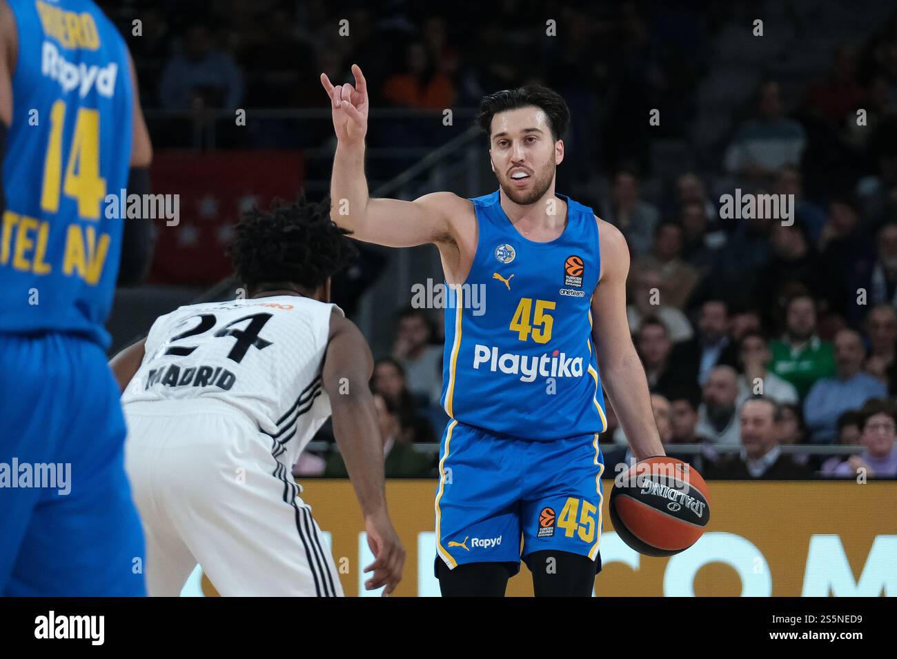 Madrid, Spain. 14th Jan, 2025. Tamir Blatt of Maccabi Tel Aviv during the Turkish Airlines ...