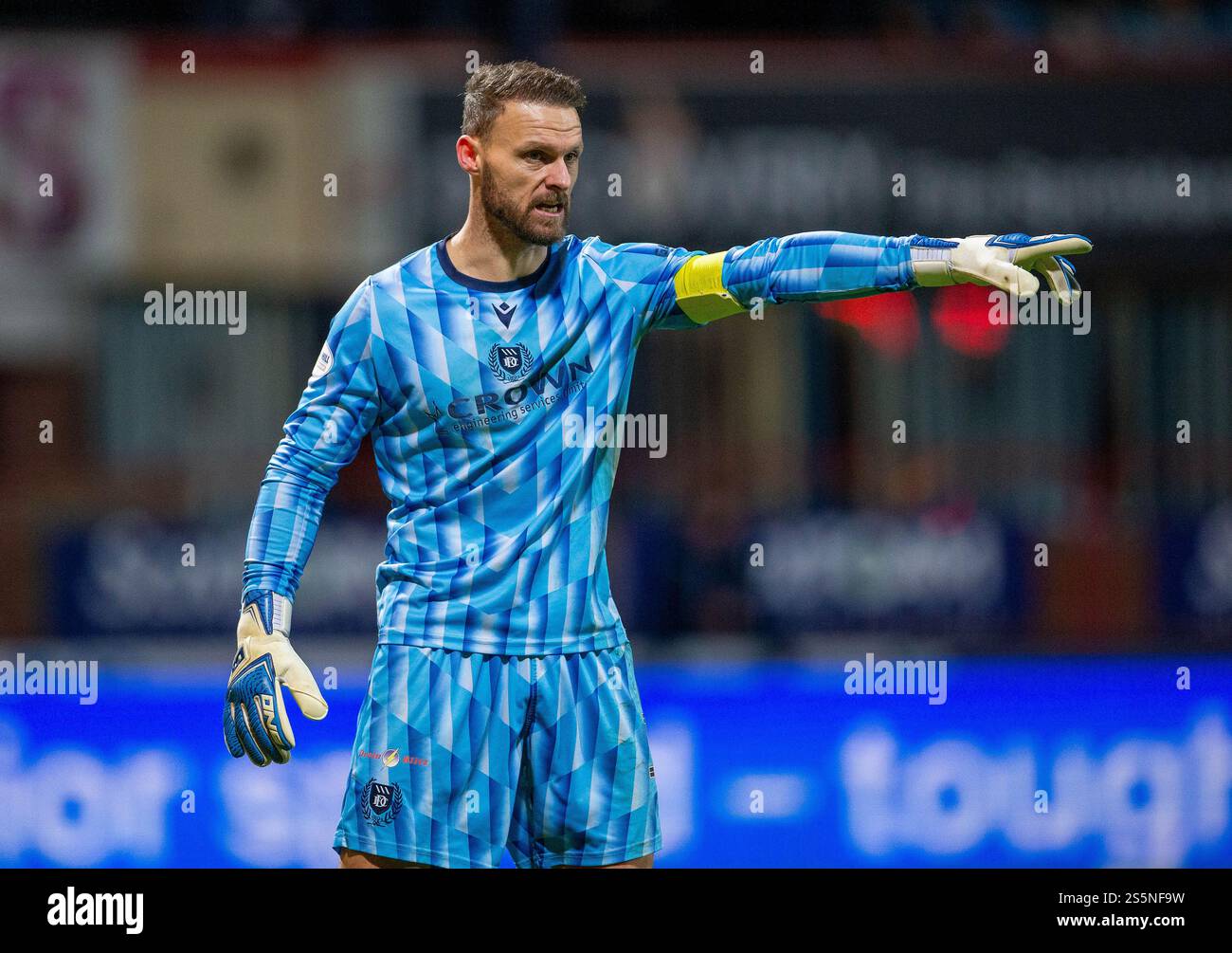 Dens Park, Dundee, UK. 14th Jan, 2025. Scottish Premiership Football ...