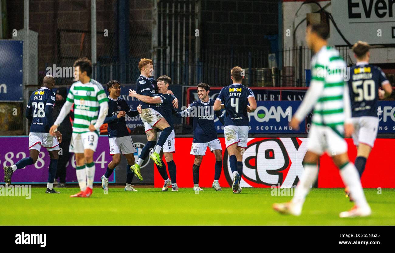 Dens Park, Dundee, UK. 14th Jan, 2025. Scottish Premiership Football ...
