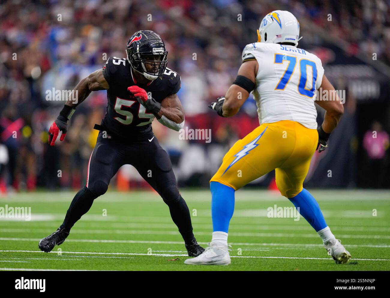 Houston Texans defensive end Danielle Hunter (55) plays against the Los ...