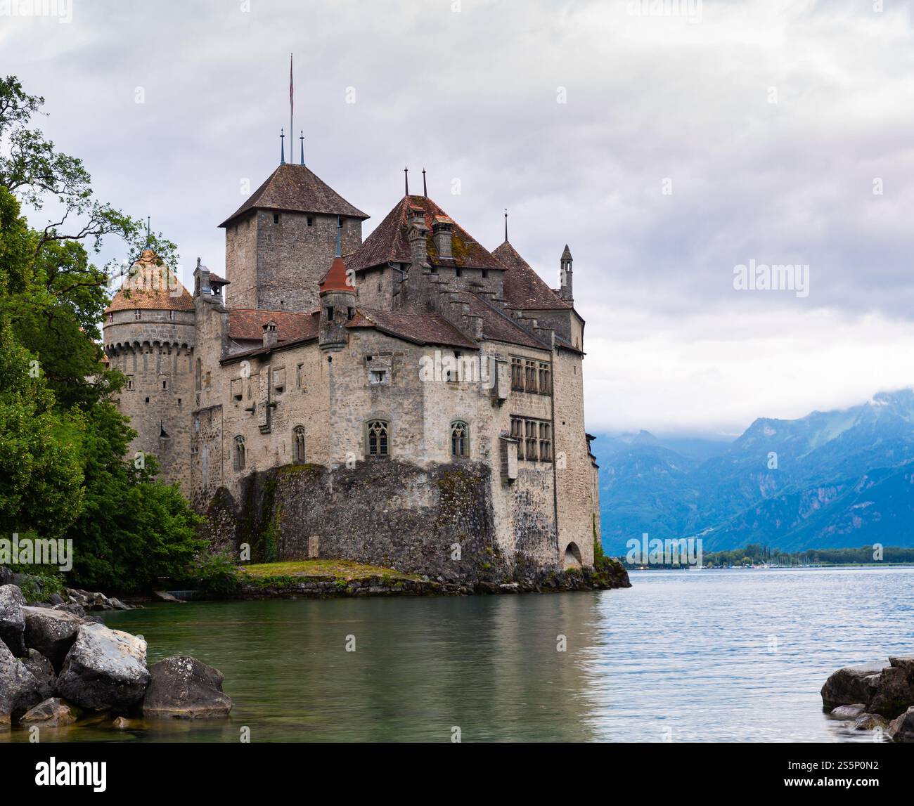 Famous castle Chateau de Chillon at lake Geneva near Montreux ...