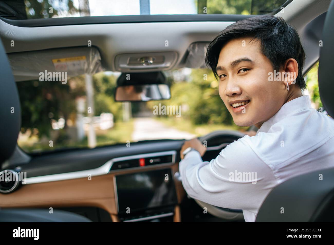 Backwards hi-res stock photography and images - Alamy