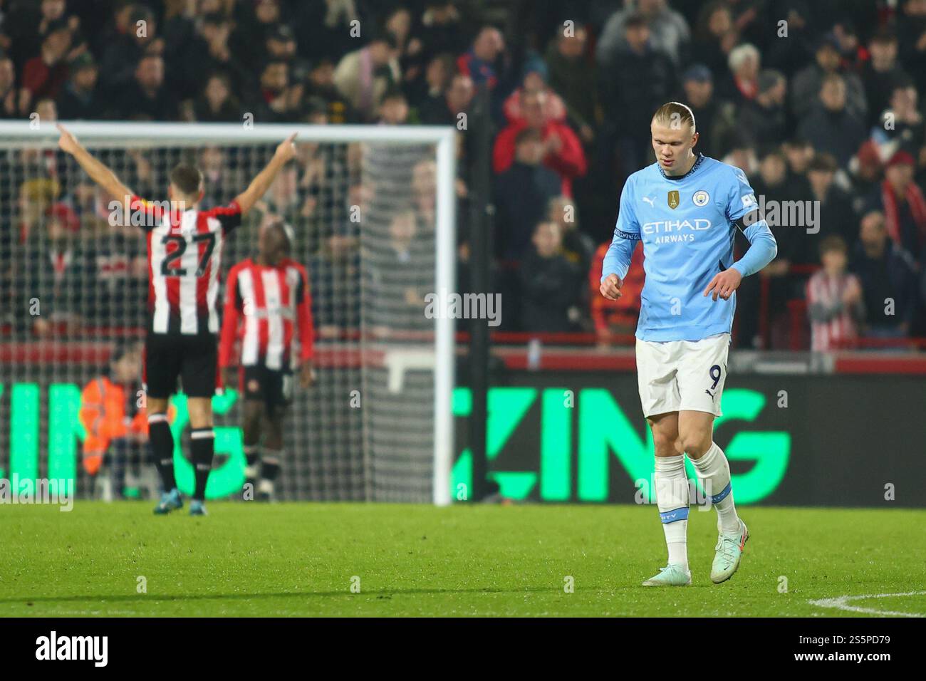 London, England, January 14th 2025: Erling Haland (9 Manchester City ...