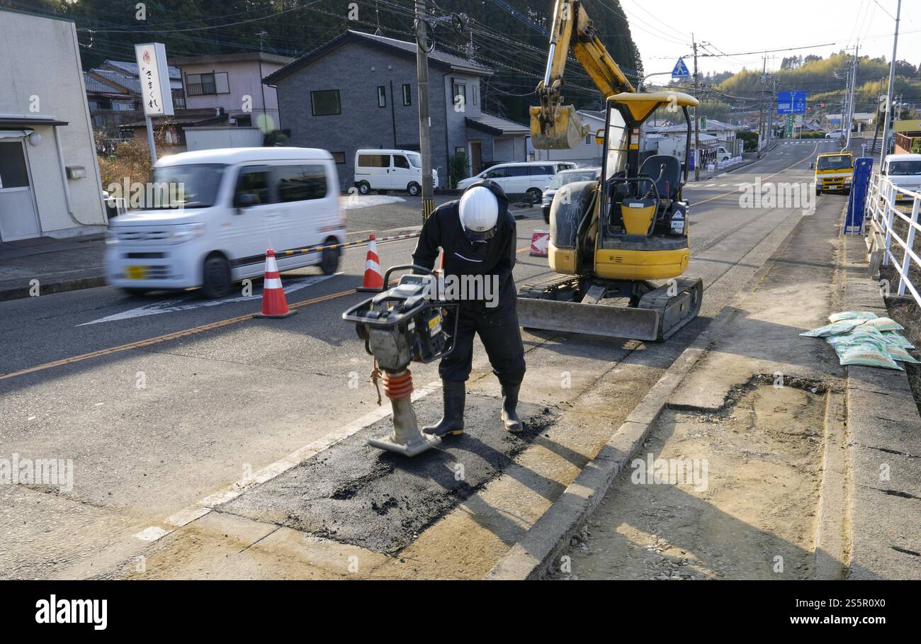 Work is under way to repair a leaking water pipe in the southwestern ...