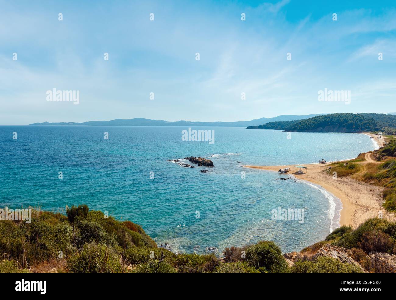 Summer sea coast top view (Mount Athos peninsula, Halkidiki, Greece ...