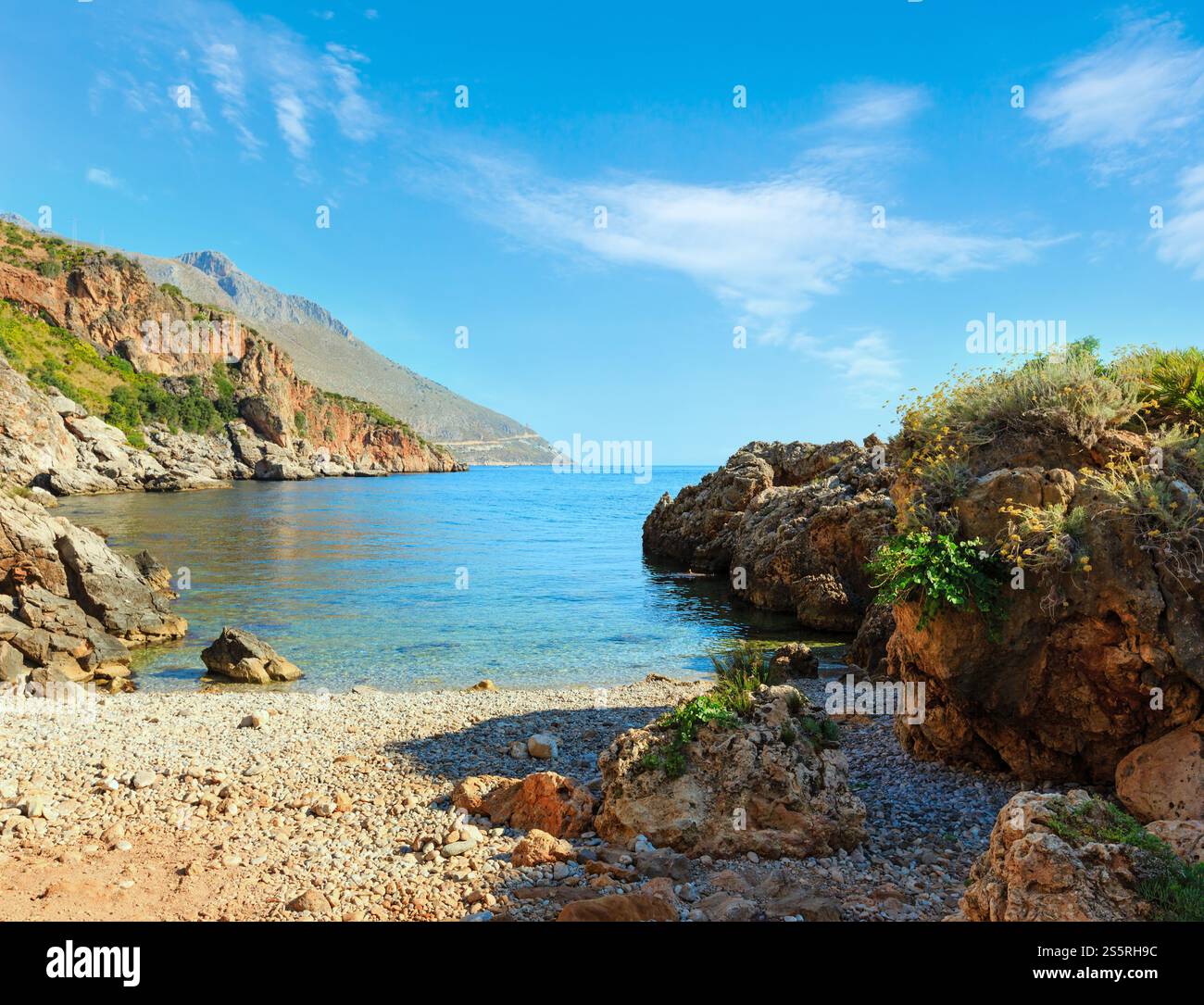 Paradise sea bay with azure water and beach (Zingaro Nature Reserve ...