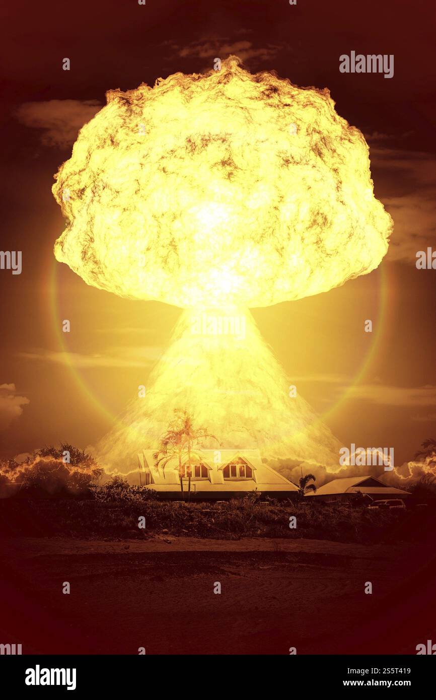 A picture of an atomic bomb explosion Stock Photo - Alamy