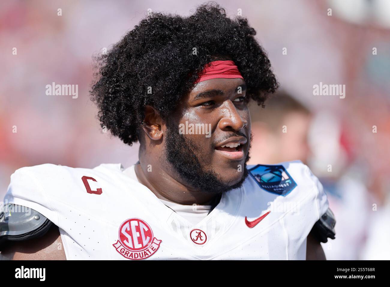 TAMPA, FL - DECEMBER 31: Alabama Crimson Tide offensive lineman Tyler ...