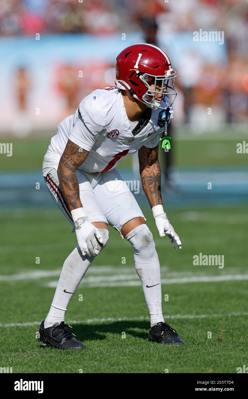 TAMPA, FL - DECEMBER 31: Alabama Crimson Tide defensive back Domani ...