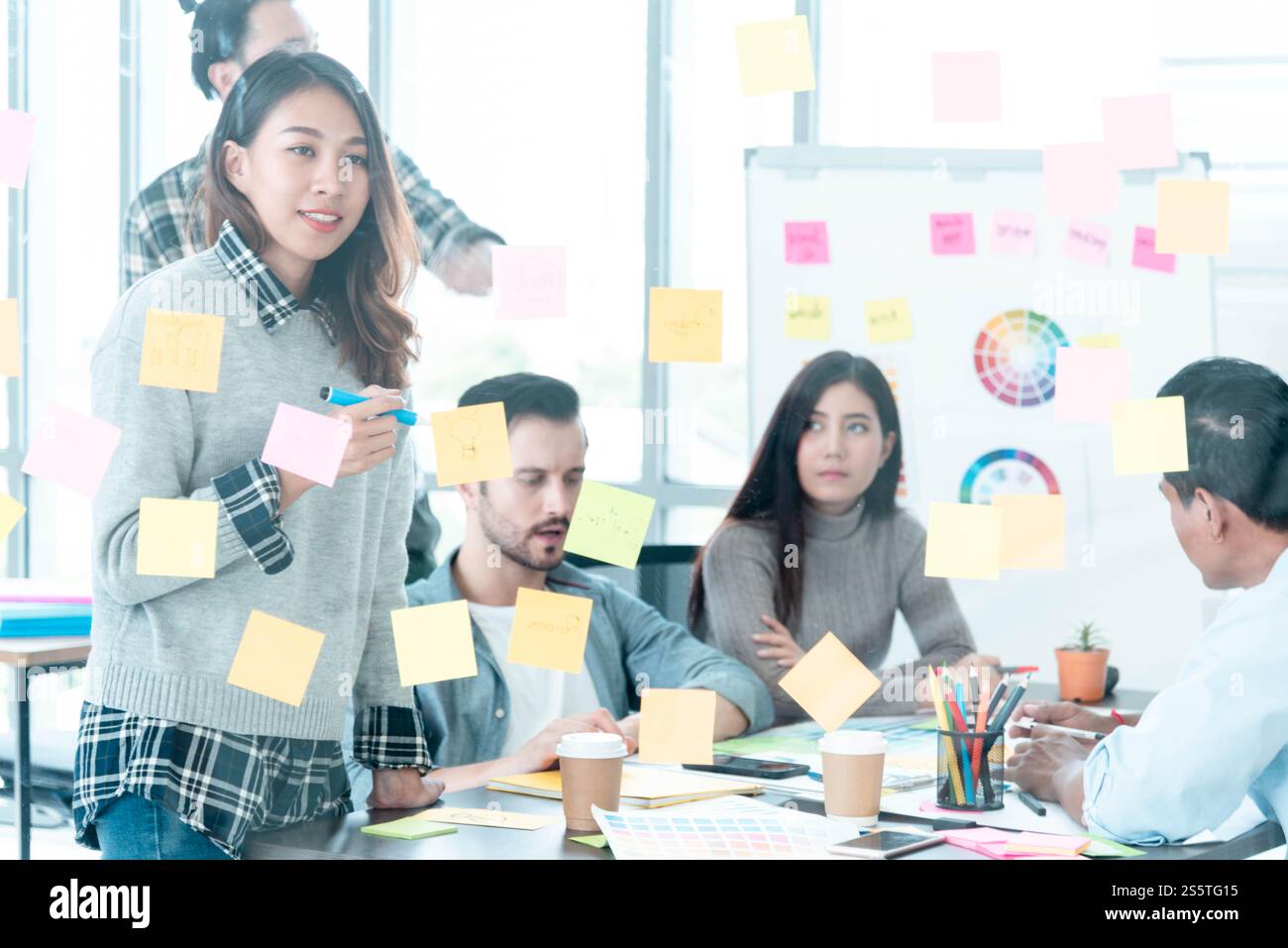 Brainstorming diversity creative design use post it sticky note team ...