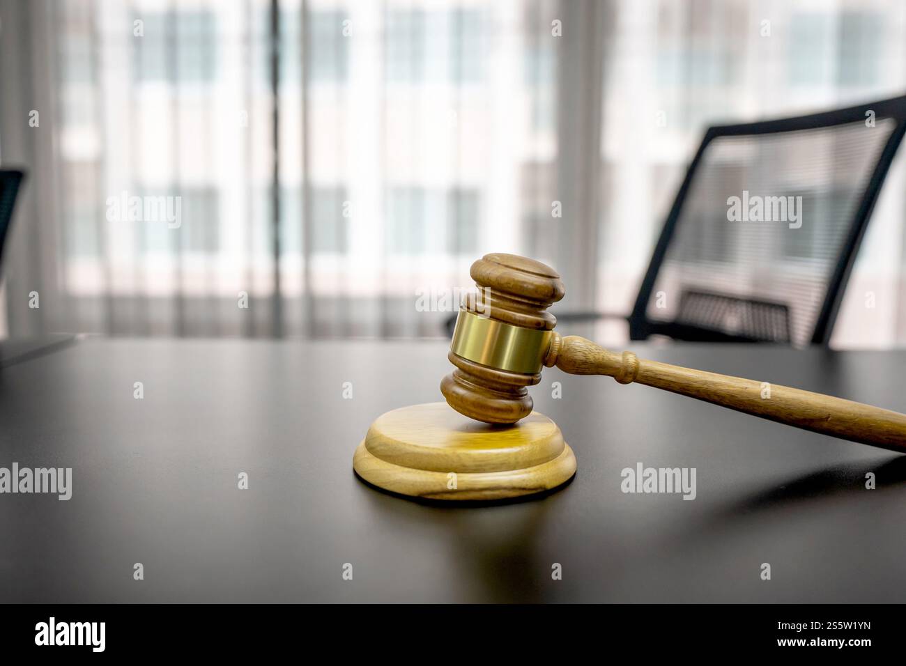 Lawyer judge gavel legal document hi-res stock photography and images ...