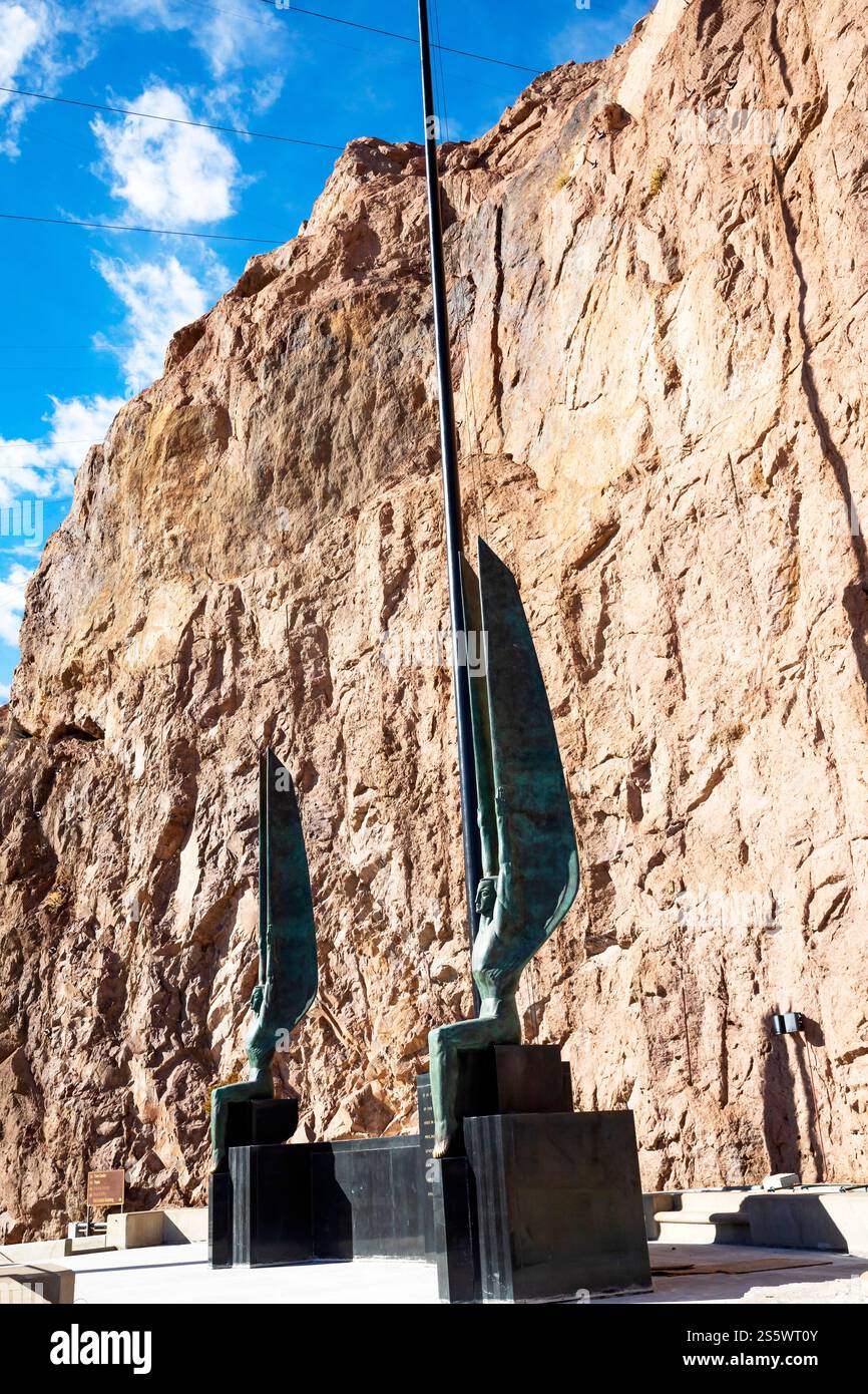 Angel Statues, Monument Plaza, Massive Winged Bronze Sculptures And ...