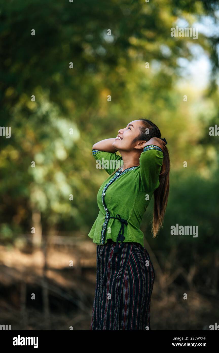 Young pretty woman portrait hi-res stock photography and images - Alamy