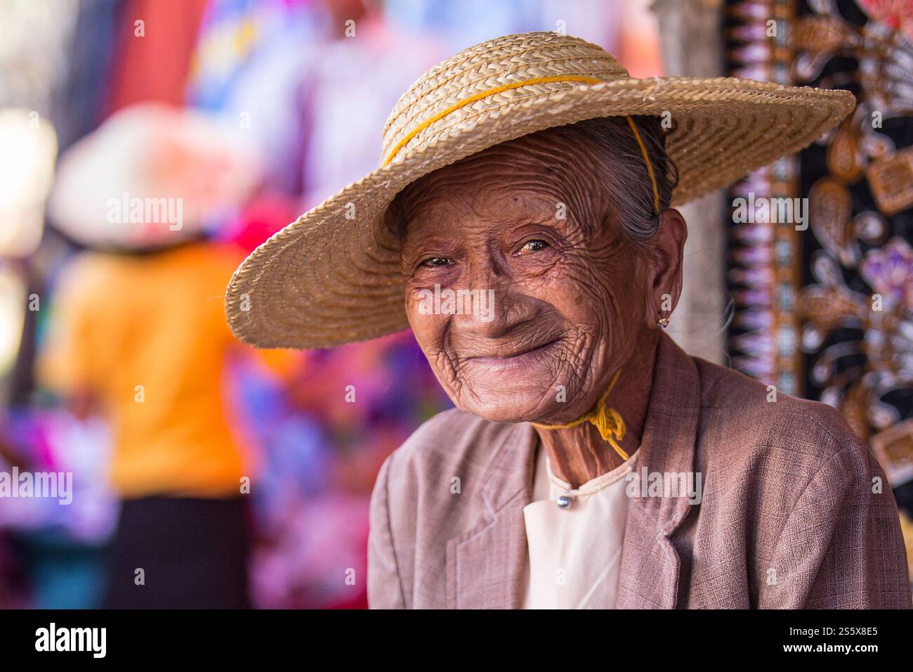 Low light portrait of an old Shan lady, Inle Lake, Myanmar (Burma Stock ...