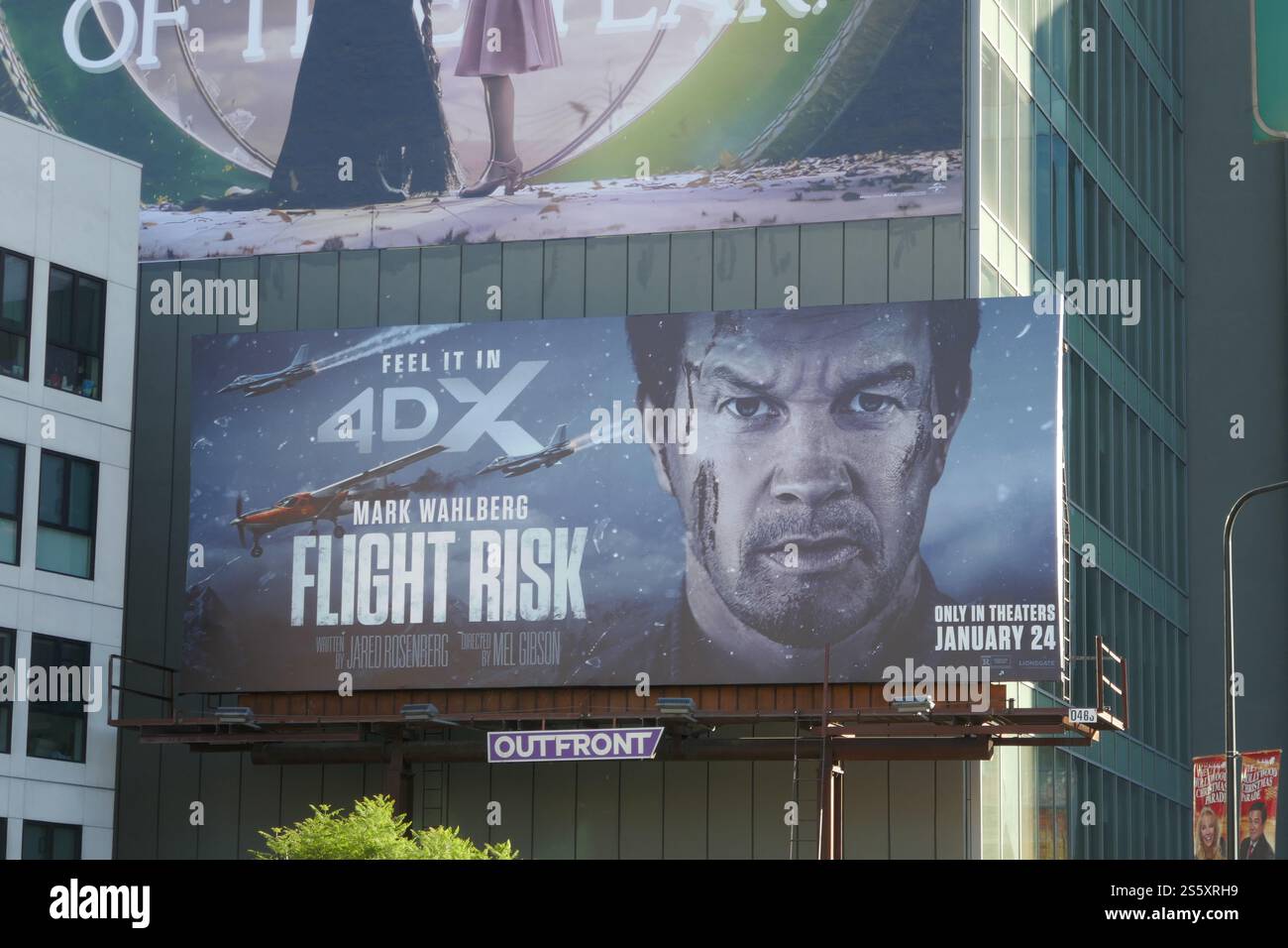 Los Angeles, California USA 14th January 2025 Mark Wahlberg Flight Risk ...