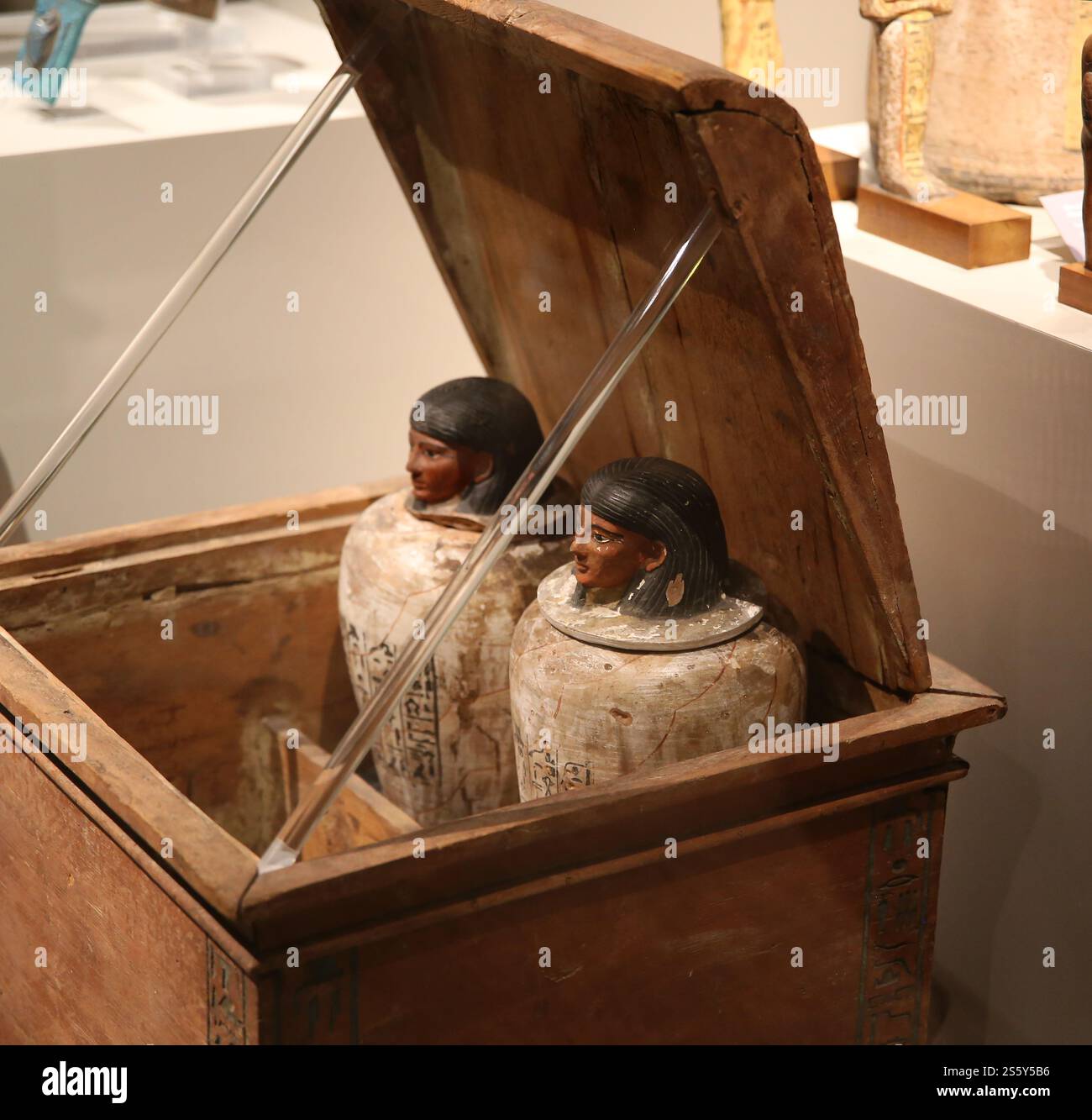 Caponic jars of Wadjren, overseer on the two granaries, in a chest ...