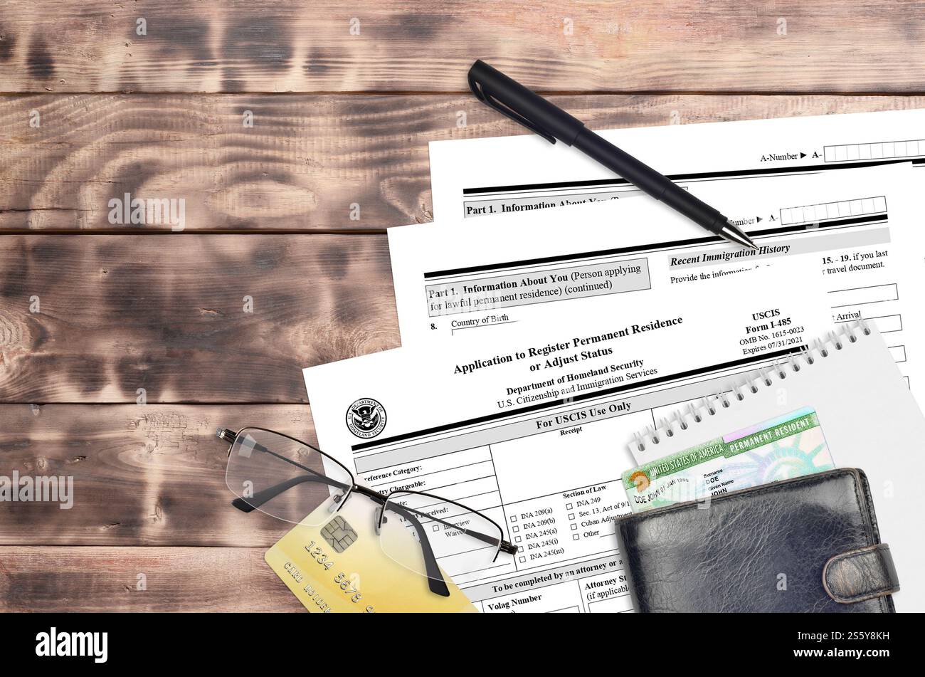 USCIS form I-485 Application to register permanent residence or adjust ...