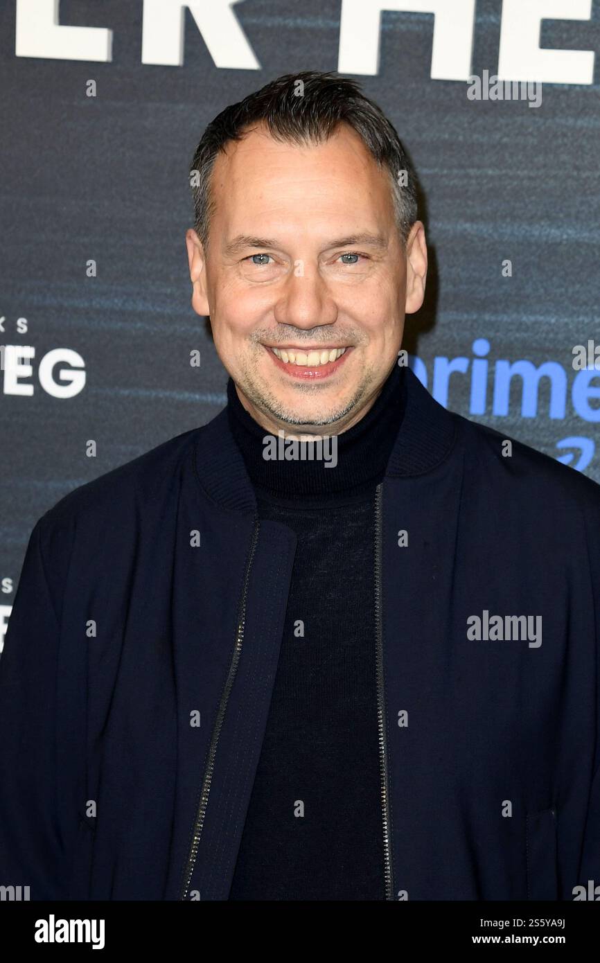 Sebastian Fitzek bei „Der Heimweg“ Film Premiere am 14.01.2025 in ...