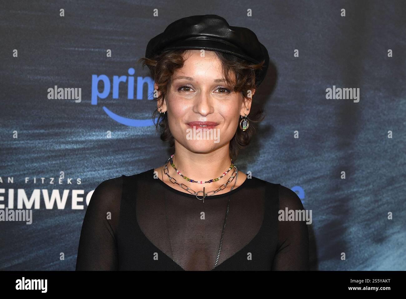 Kristin Suckow bei „Der Heimweg“ Film Premiere am 14.01.2025 in Berlin ...